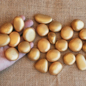 25 Gold Stones for Decor Sea Pebbles Table Potpourri, Zen Stones, Gold ...