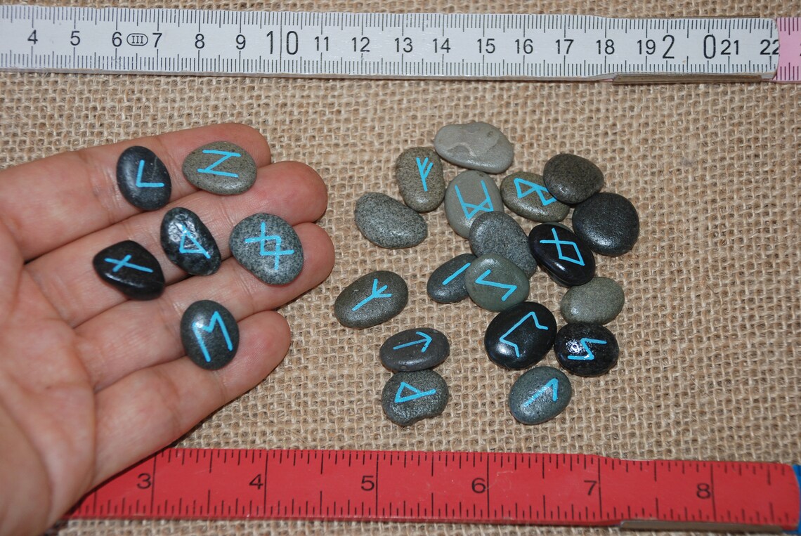 25 Tiny Stone Runes in a Small Pouch Elder Futhark Runes | Etsy
