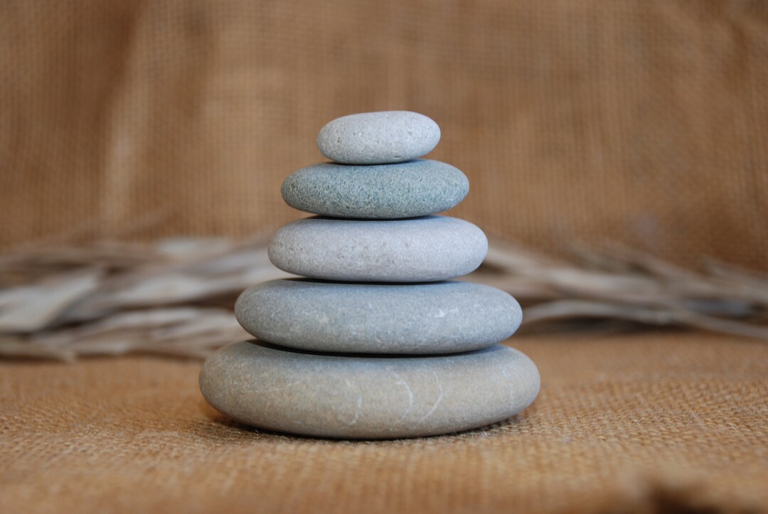 Balancing Stones Zen Meditation Yoga Stones, Cairn Beach Sea Sculpture ...