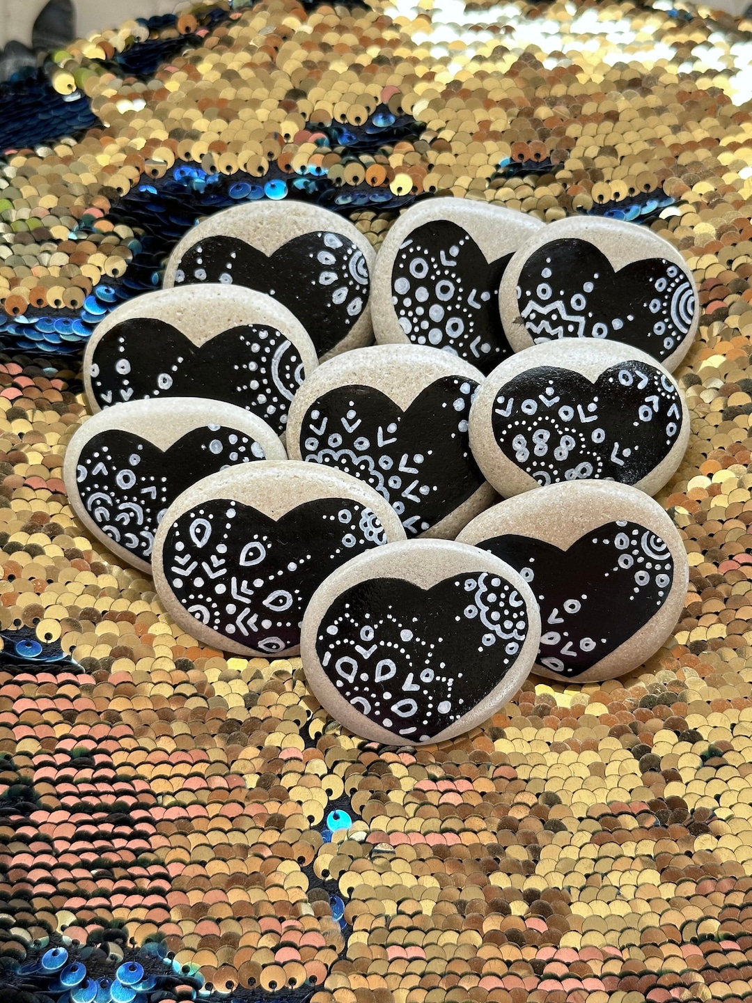 10 Painted Stones Heart Hand Painted Rock Black White - Etsy Canada
