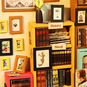 Build Your Own Library, Doll House DIY Kit, Model Set, Miniature ...