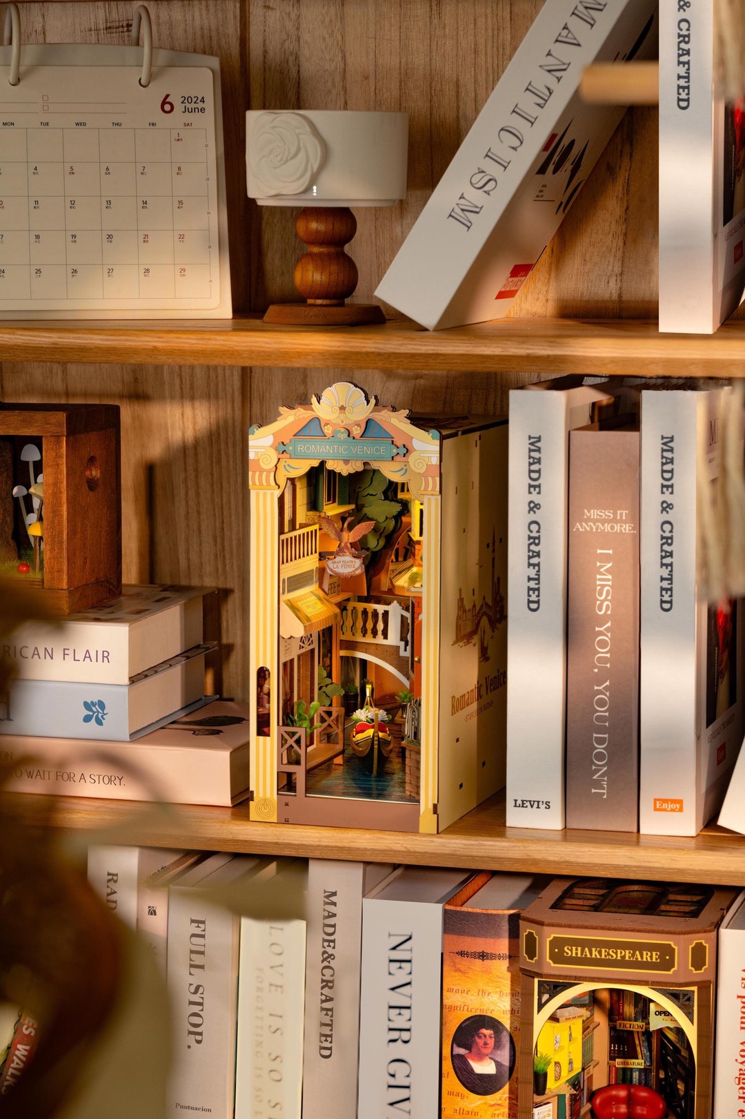 Build Your Own Book Nook, Doll House DIY Kit, Model Set, Miniature Book ...