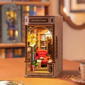 Build Your Own Bookstore, Doll House DIY Kit, Model Set, Miniature ...