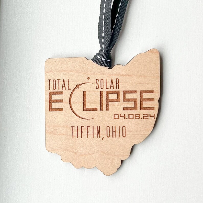 Total Solar Eclipse Ornaments and Keychains Ohio Tiffin, Ohio Path of ...