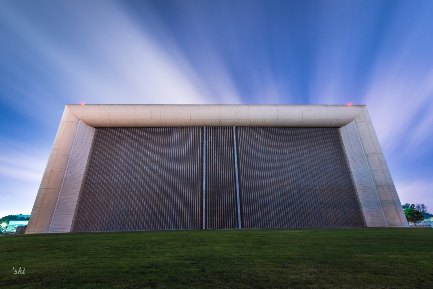 F18 With Nasa Ames Windtunnel