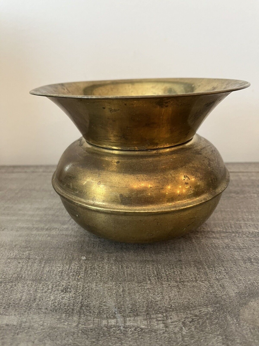 Vintage Solid Brass Spittoon Made in England 4.5 Tall & 6.25 Diameter ...