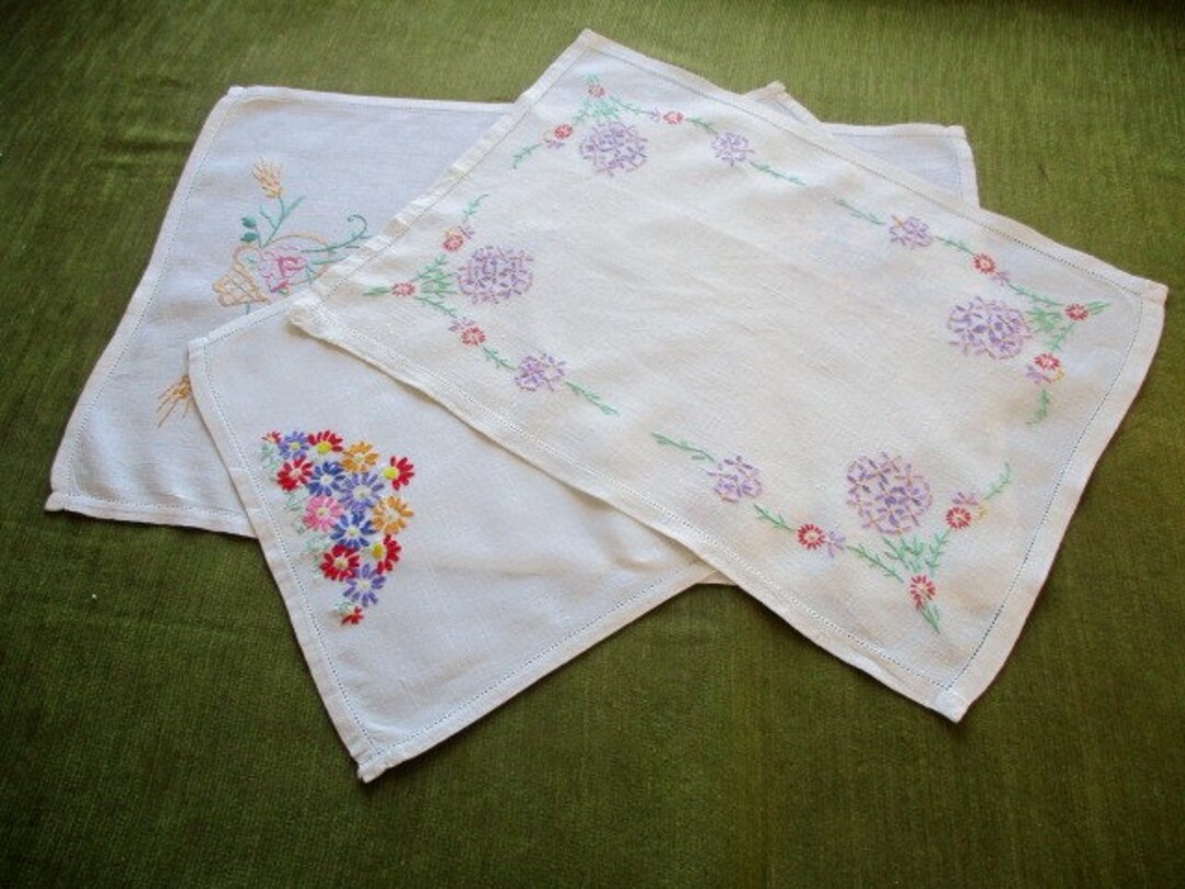 Vintage Hand Embroidered Tray Cloths Coll. of 3 Linen - Etsy