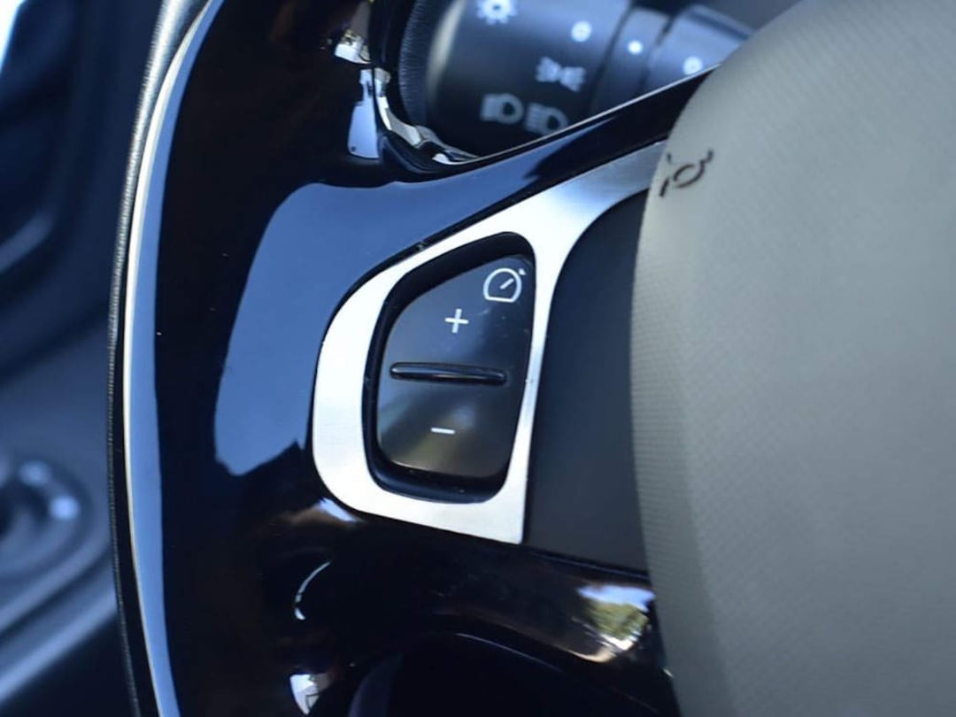 RENAULT CLIO IV 4 Steering Wheel Controls Cover Quality Crafted Custom ...