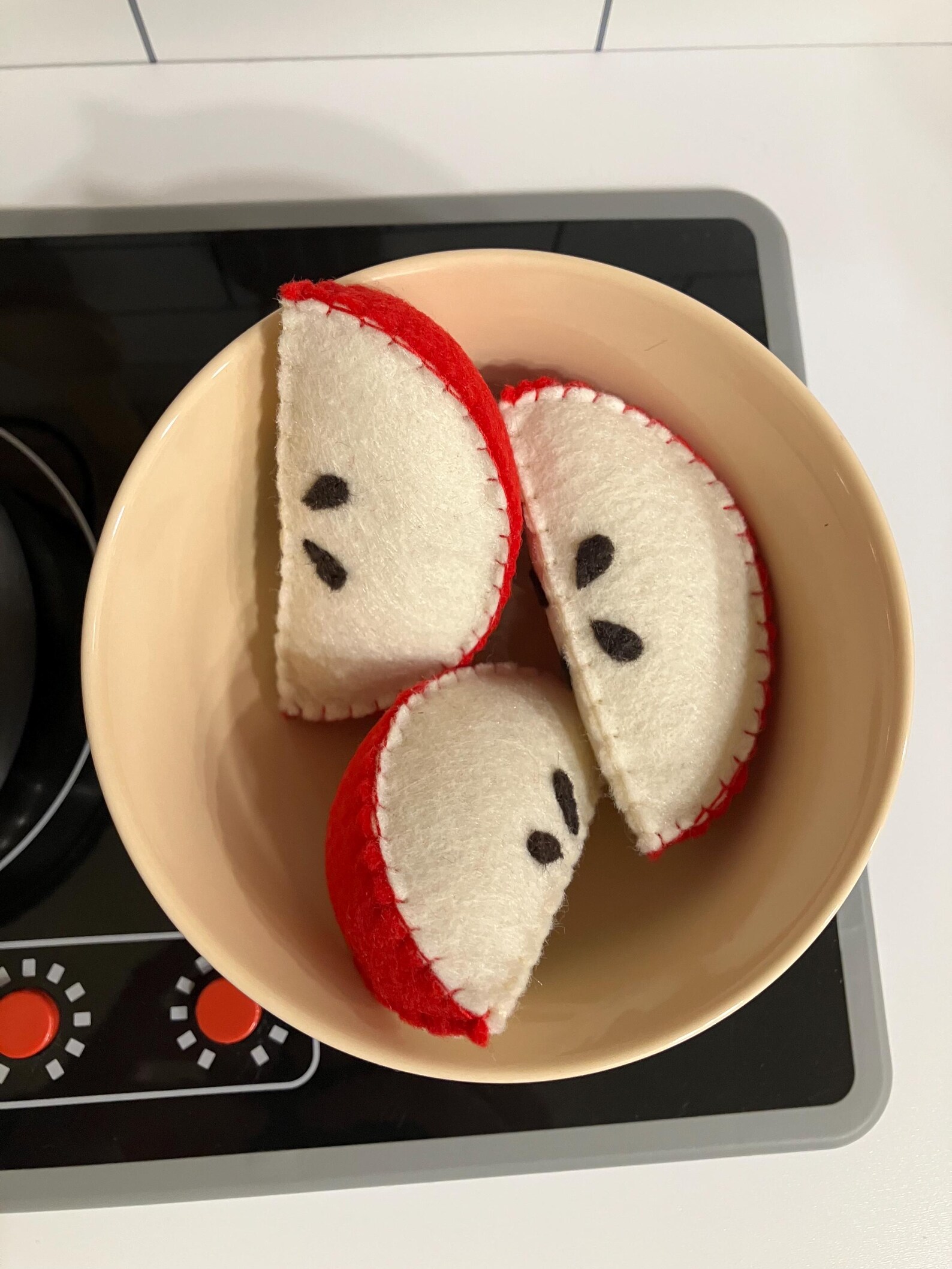 Felt Apple Slices: Pretend Play Food, Play Kitchen Fruit - Etsy