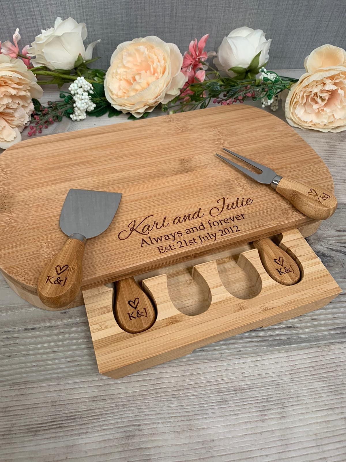 Personalised Wooden Cheeseboard-Engraved Gift-Wedding | Etsy