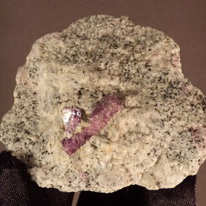 Madagascan Ruby in Quartzite Natural Specimen 73mm 142g - Etsy