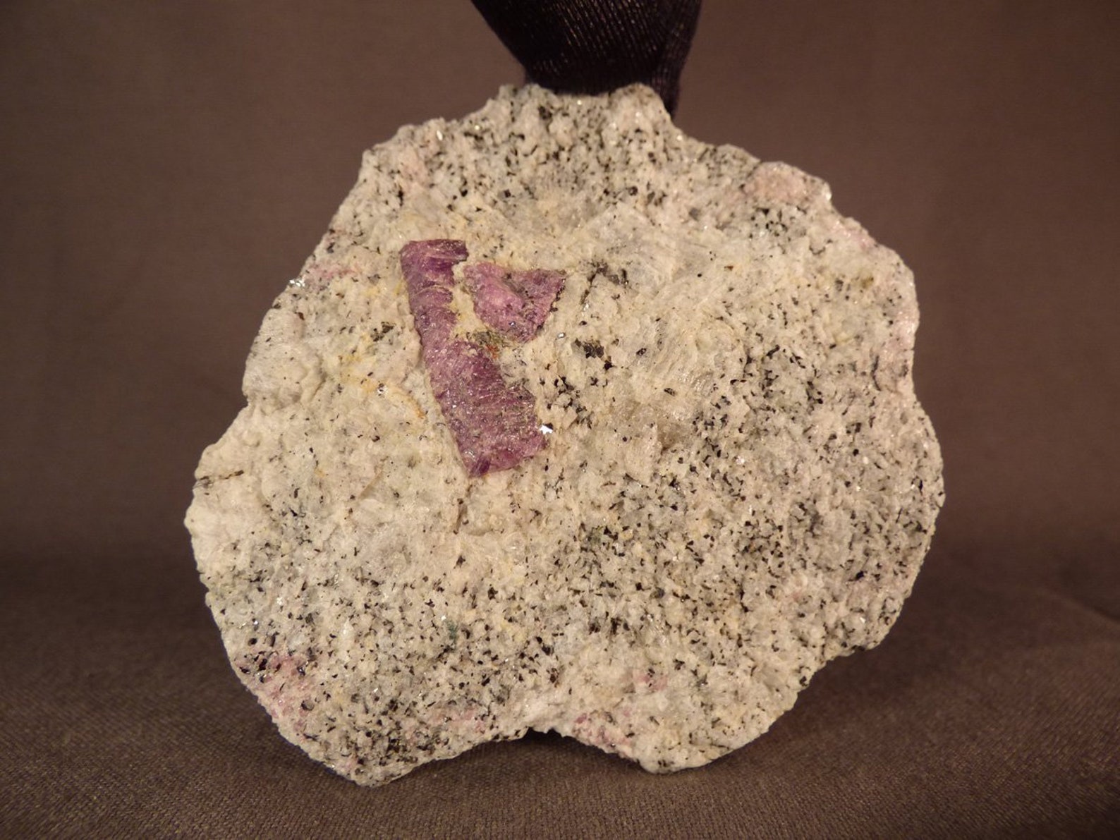 Madagascan Ruby in Quartzite Natural Specimen 73mm 142g | Etsy