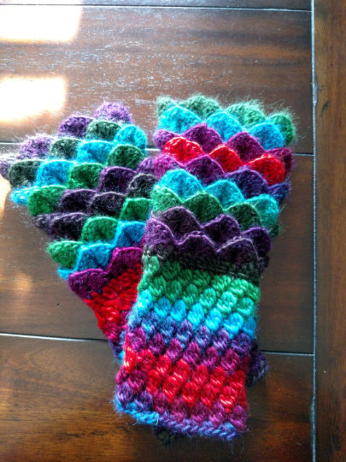 Crocheted Flat Palm Fingerless Dragon Scale Gloves Pattern | Etsy
