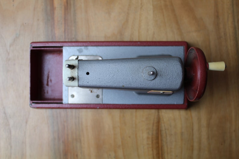 Vintage Russian Soviet Children Toy Mini Sewing Machine Toy - Etsy