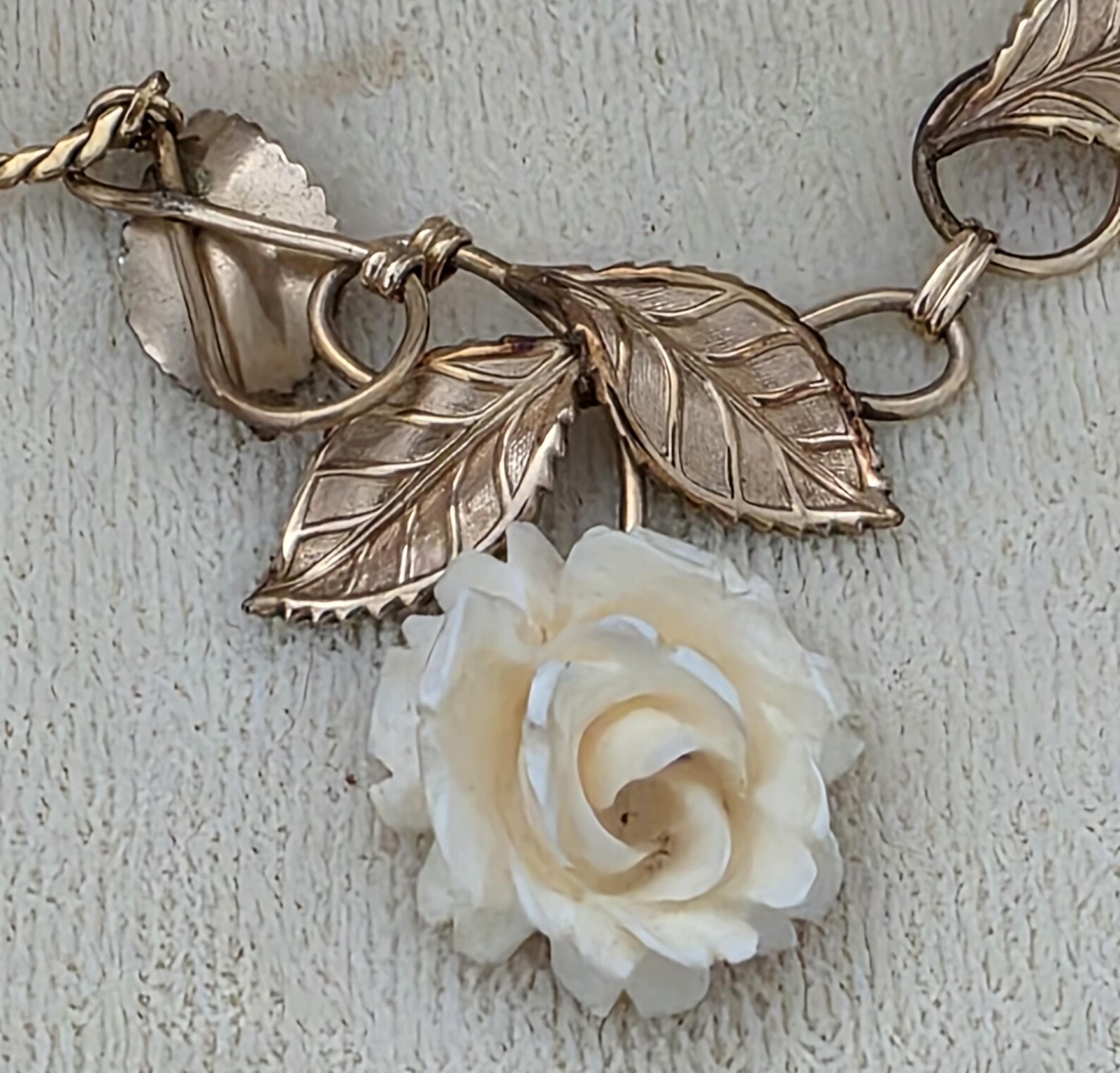 Van Dell 12 Kt Gold Filled Carved Rose Necklace & Pierced Earrings - Etsy
