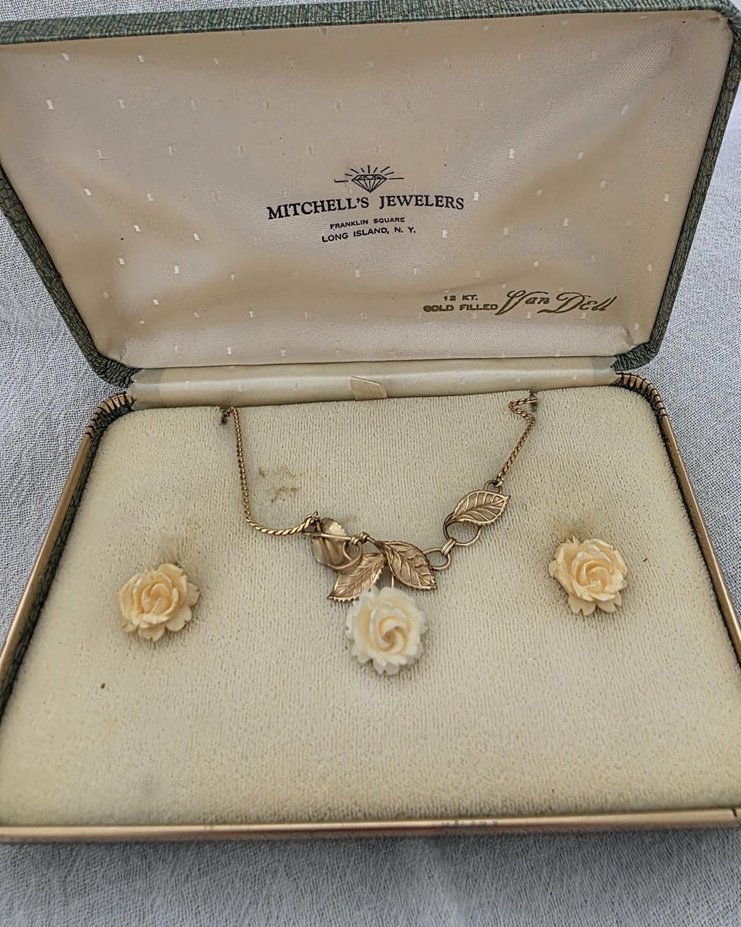 Van Dell 12 Kt Gold Filled Carved Rose Necklace & Pierced Earrings - Etsy