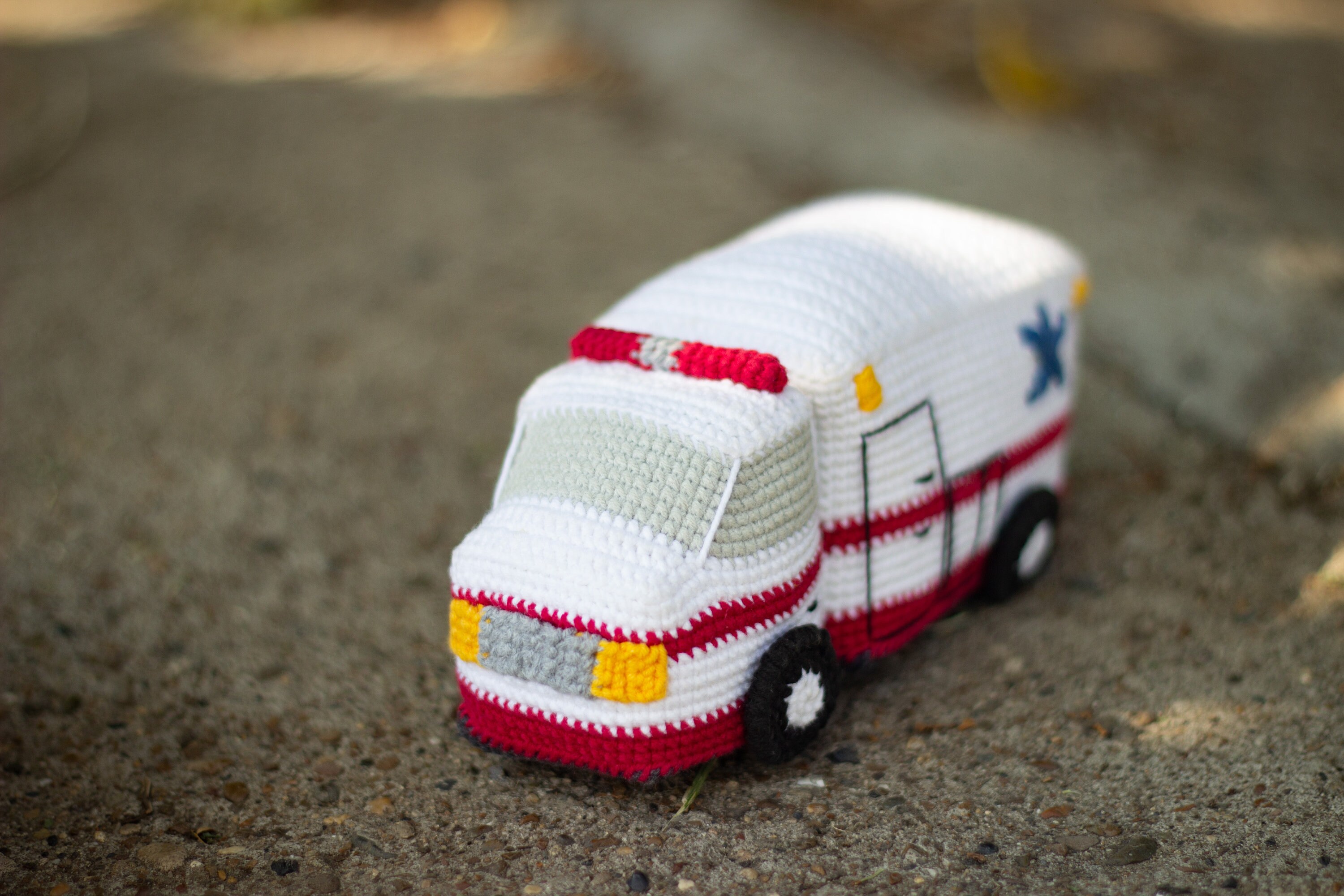Amigurumi Ambulance Crochet Pattern Pdf Tutorial in English - Etsy