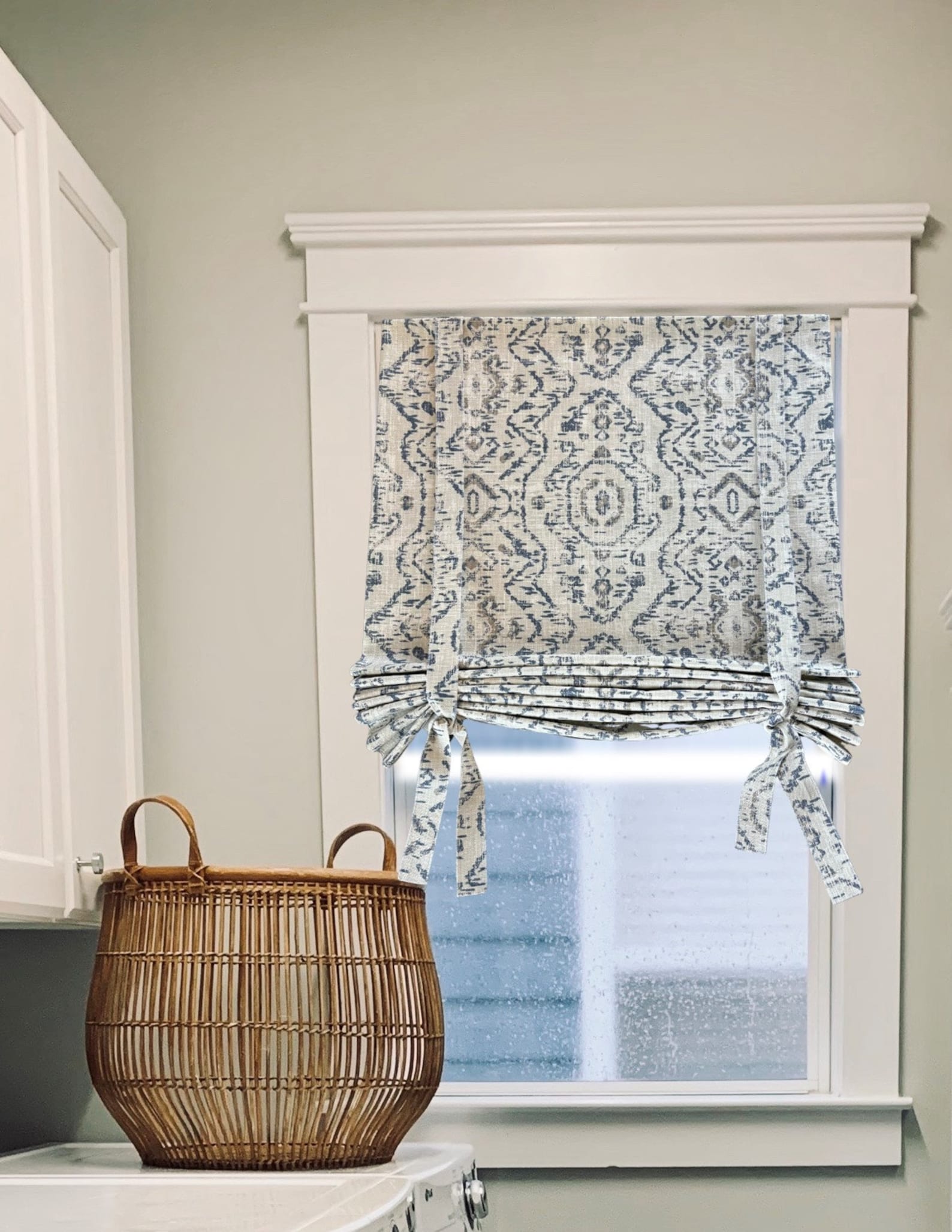 Custom Made, Fully Lined Tie up Valance in Deep Blue and White Fabrics ...