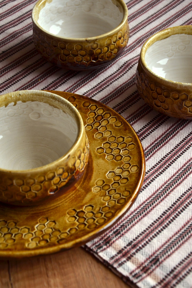 Handmade Stoneware Honeycomb Bowl: Honey Glaze Ceramic Bowl - Etsy