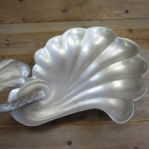 Everlast Forged Aluminum Shell Shaped Serving Tray With Handle, Vintage ...