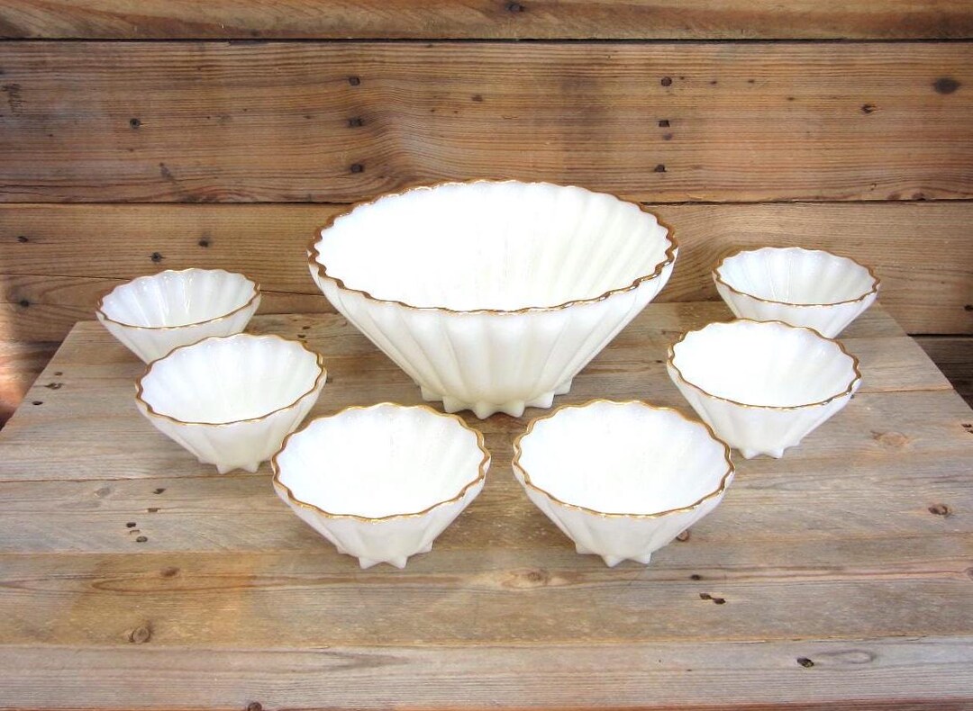 Anchor Hocking 'rachel' Milk Glass Salad Bowl Set With Gold Trim ...
