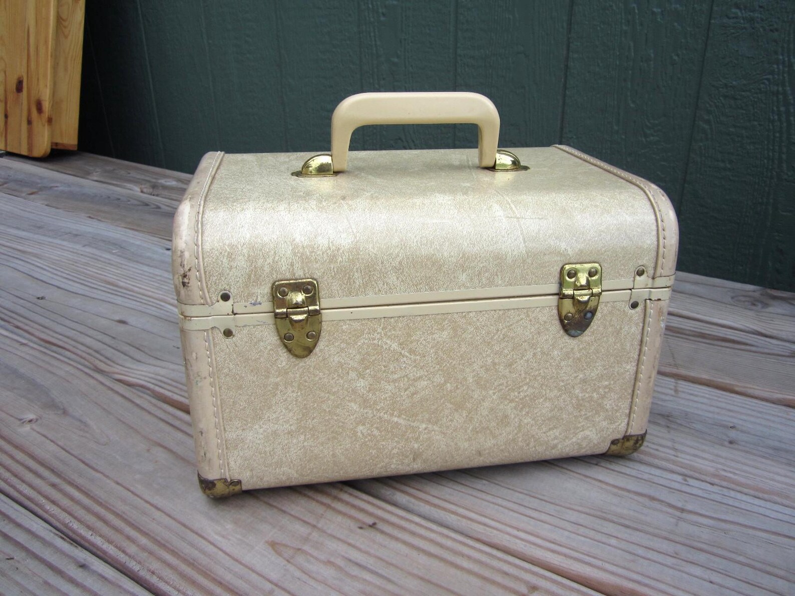 Towncraft Vintage Train Case: Beige Mid Century Carry On - Etsy