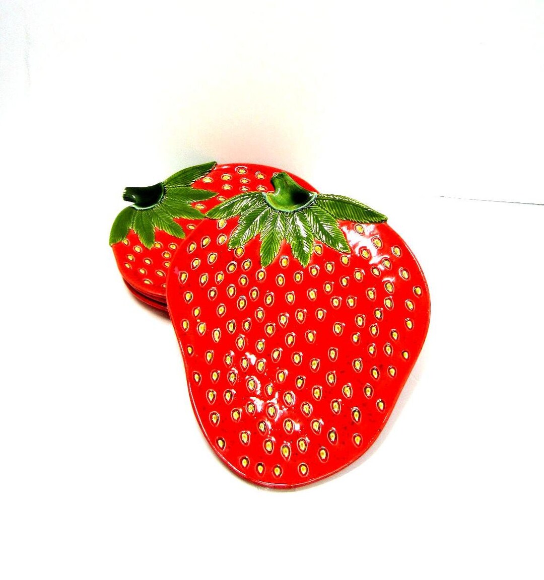 Vintage Strawberry Ceramic Plates Set of 4 Strawberry Shaped Red Plates ...