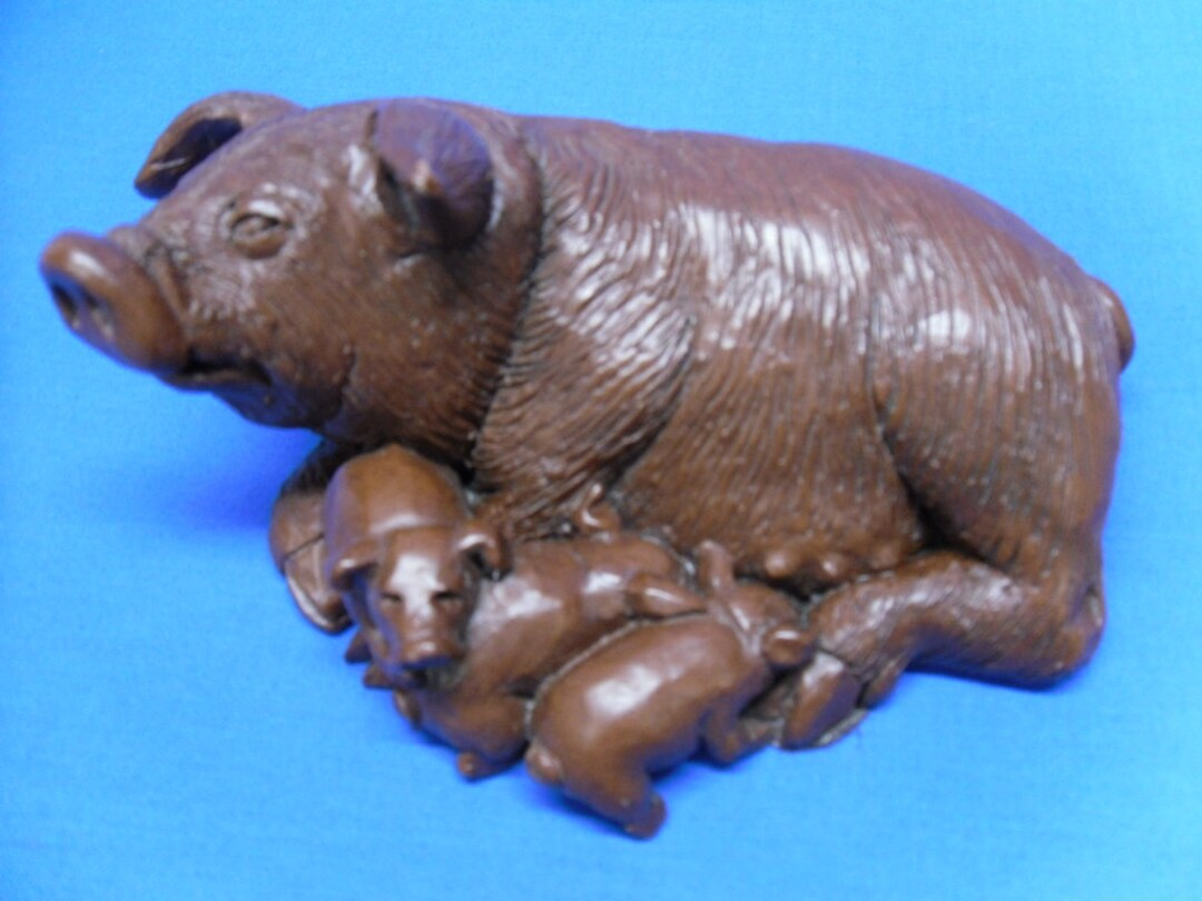 Vintage Handcrafted Mama Pig and Piglets Made With Crushed Pecan Shells ...