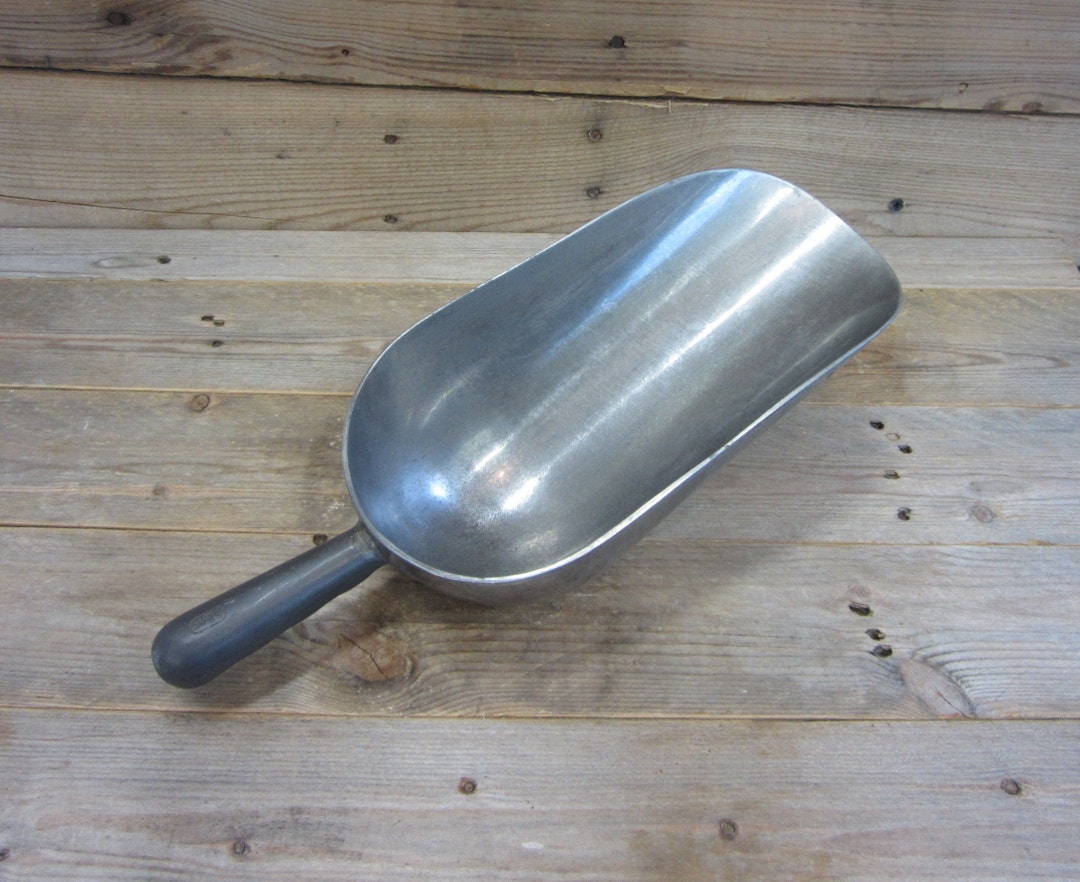 Vintage Heavy Aluminum Grain Scoop, Large Metal Grain Scoop for ...
