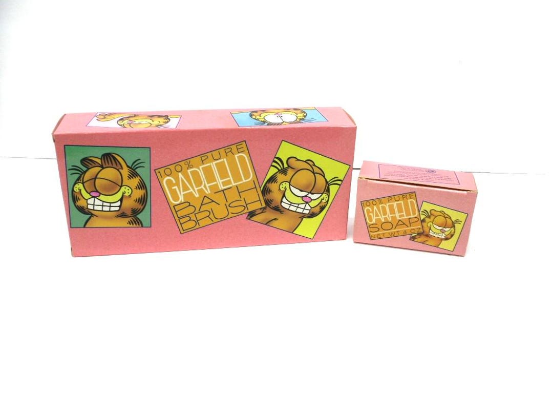Garfield Bath Brush and Soap Made by Avon, 1990's Garfield Bathtime ...