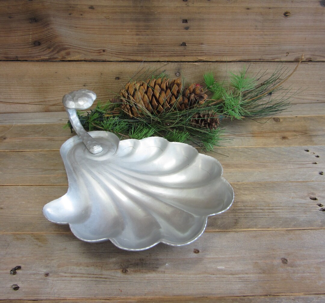 Everlast Forged Aluminum Shell Shaped Serving Tray With Handle, Vintage ...