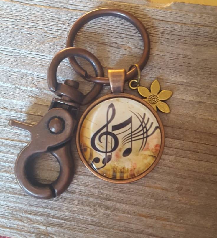Vintage Musical Note Key Chain, Music Lover Key Chain, Musician Key ...