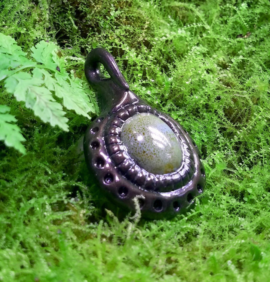 Xenomorph 1 Organic Pendant Inset With Glazed Ceramic Stone - Etsy