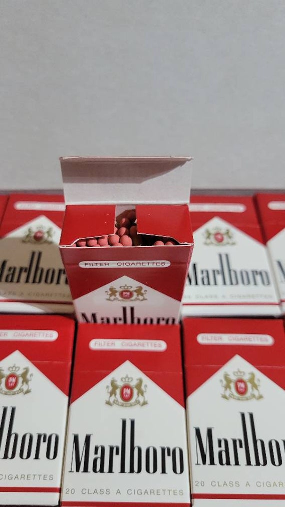 Marlboro Red Cigarette