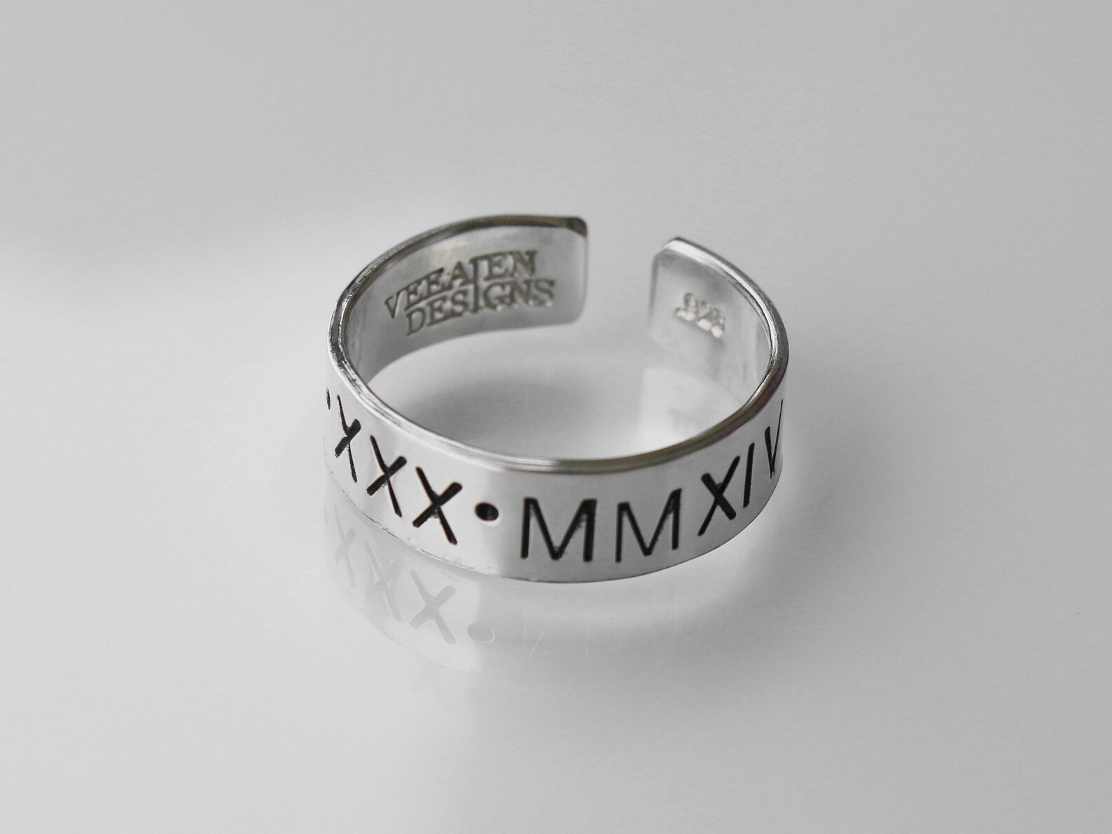 Roman Numeral Ring | Custom Roman Numerals Date Ring | Promise Ring ...