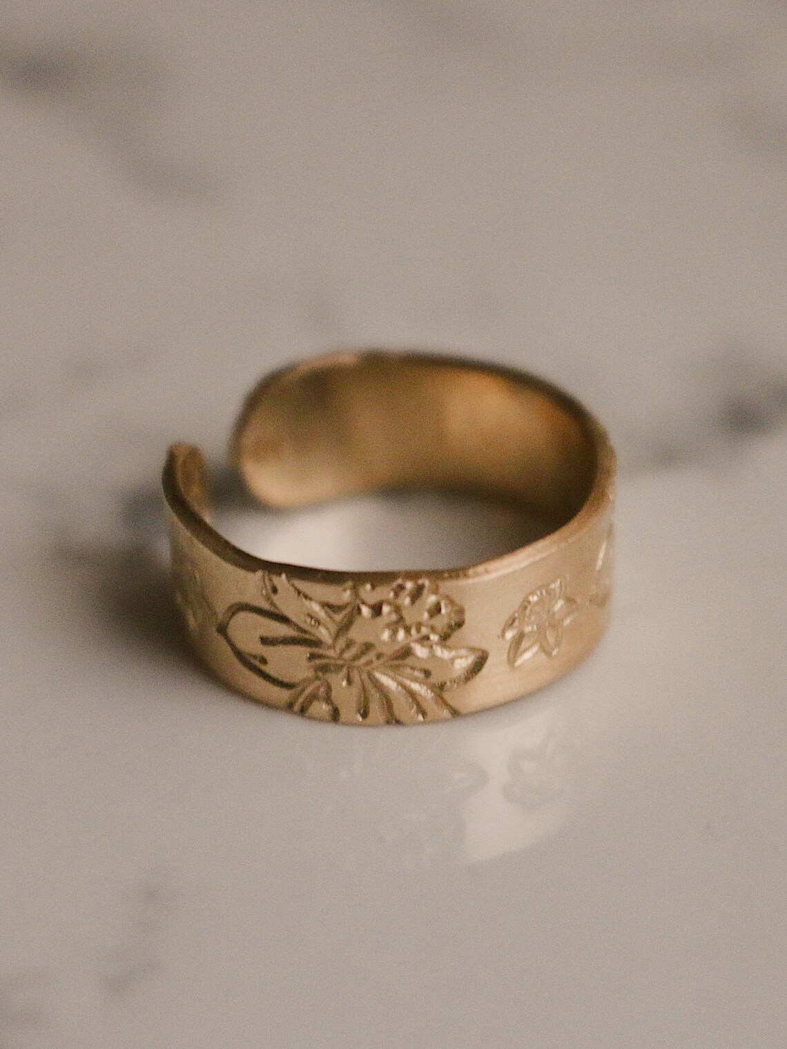 Hand Stamped Daffodil Ring | Sterling Silver March Birth Flower - Etsy