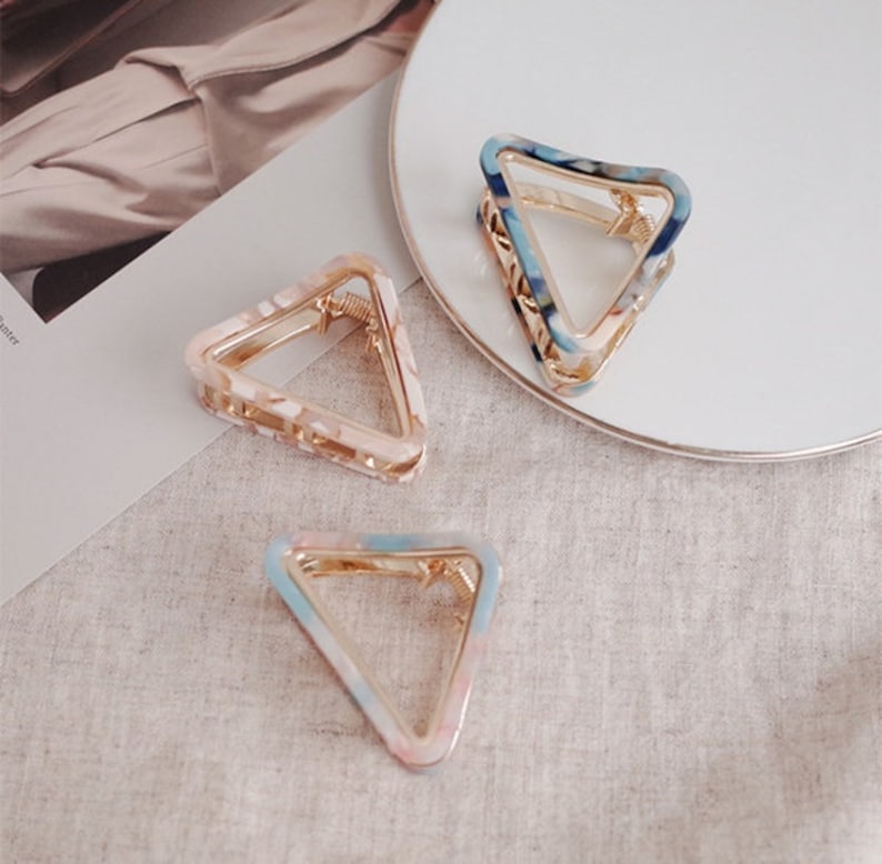 Quick Ship ELAN Triangle Hair Modern Claw Crab Clip Cute - Etsy