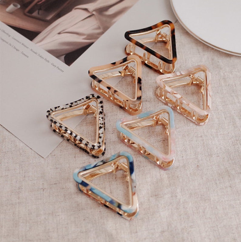Quick Ship ELAN Triangle Hair Modern Claw Crab Clip Cute - Etsy