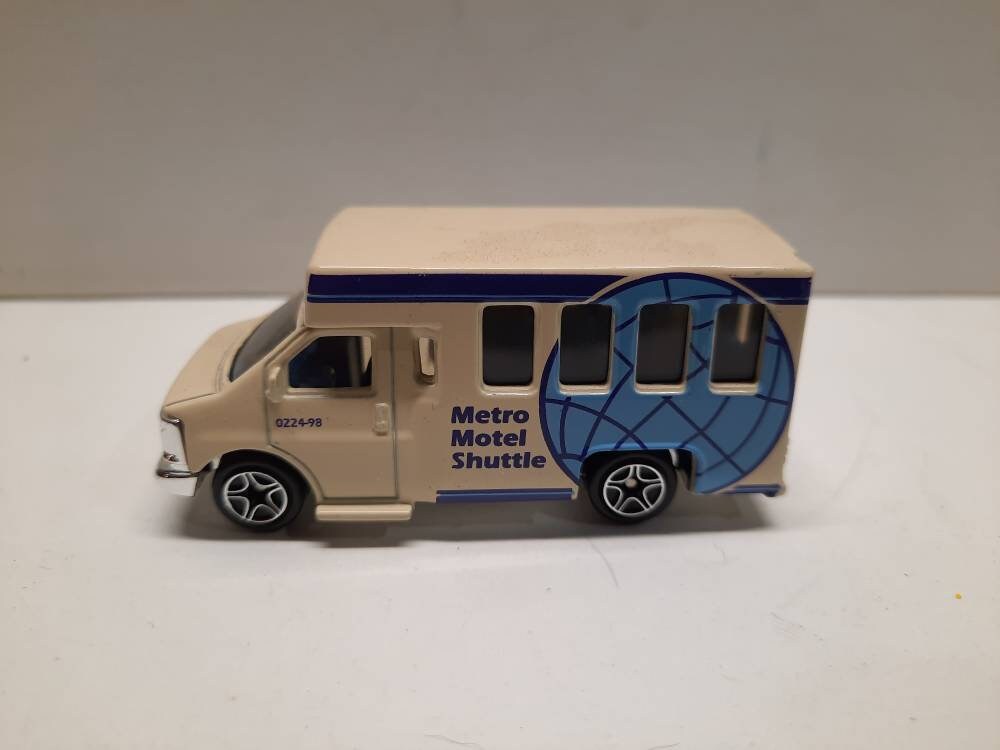 Matchbox Metro Shuttle Bus in Mint Condition Diecast Car - Etsy