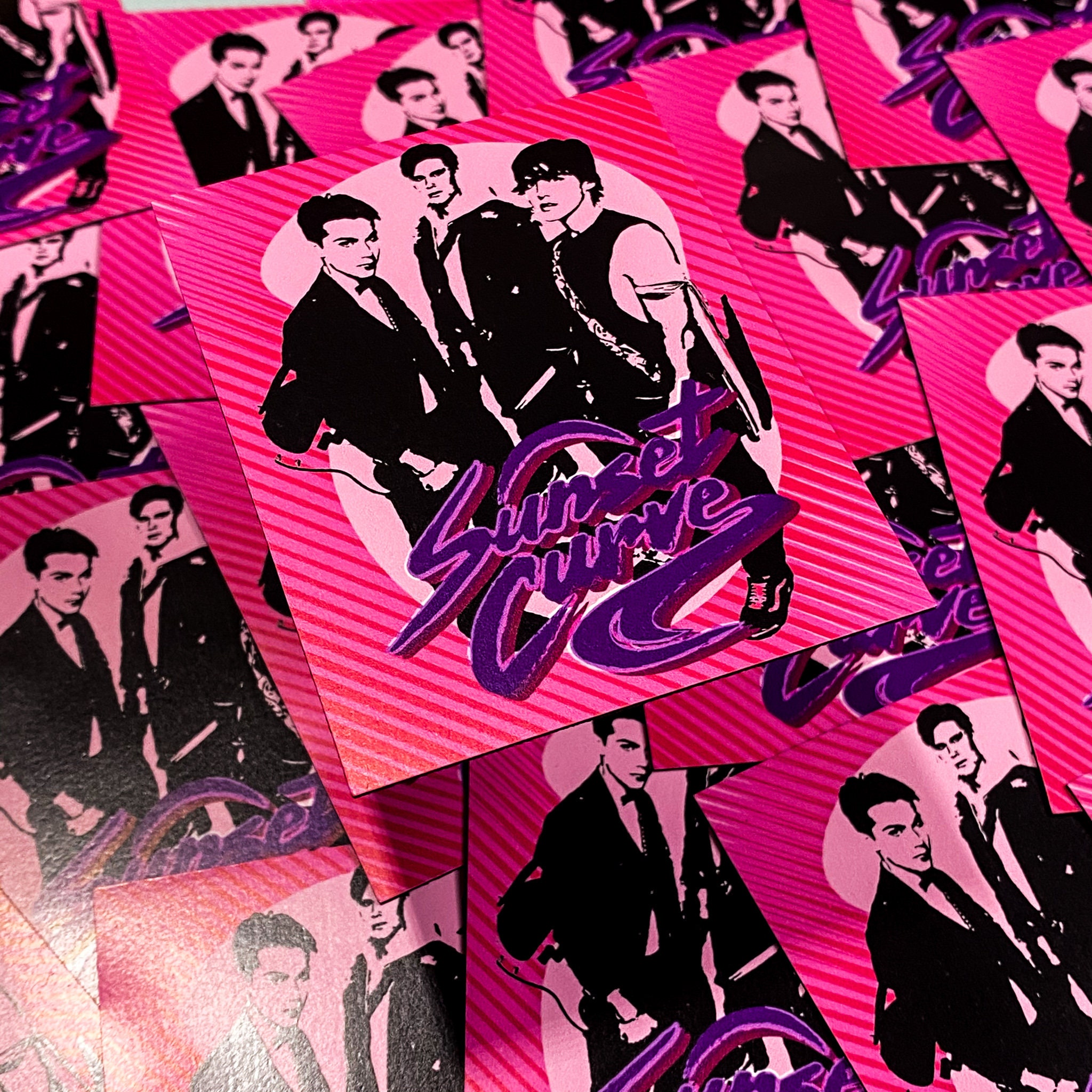 Pink 90s Style Sunset Curve Magnet || Julie and the Phantoms || Pop ...