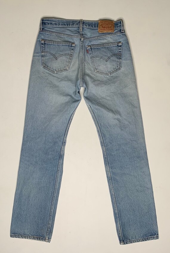 1980's Vintage Levis 501 Distressed Denim Jeans 32/31… - Gem