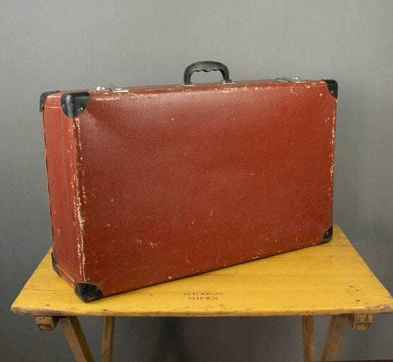 Vintage Travel Suitcase - Gem