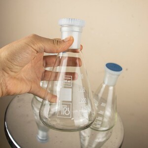 Set of 3 Vintage Lab Conical Flasks Made in GDR, Vintage Lab Set ...