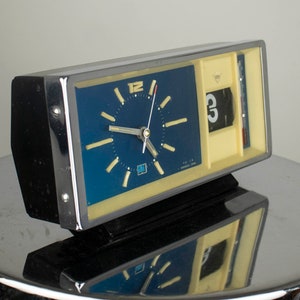 Vintage Chinese Mechanical Alarm Clock With Calendar and Thermometer - Etsy