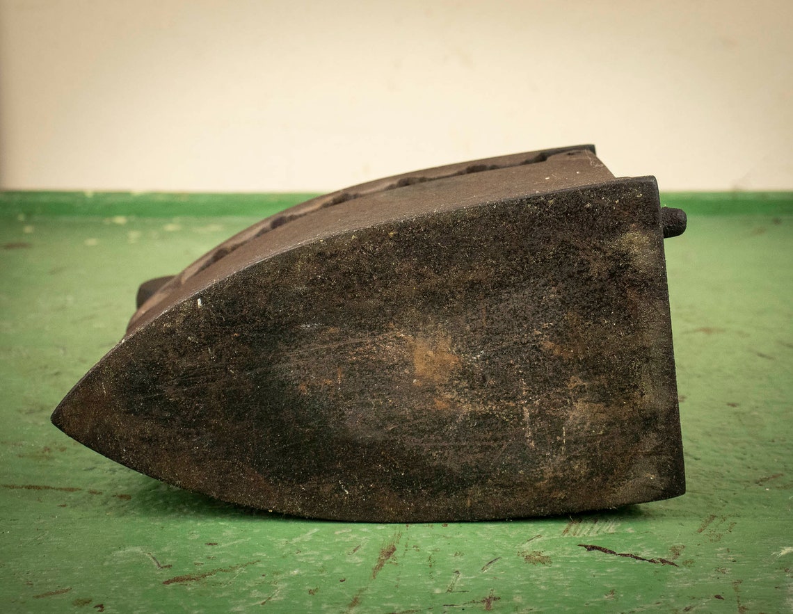 Vintage Charcoal Iron 1910s-1920s Heavy Charcoal Iron - Etsy