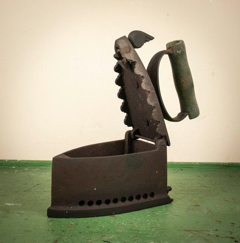 Vintage Charcoal Iron 1910s-1920s Heavy Charcoal Iron - Etsy