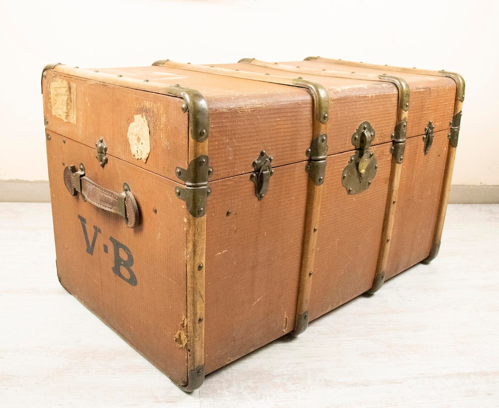 Large Vintage Luggage Trunk Vintage Travel Case | Etsy