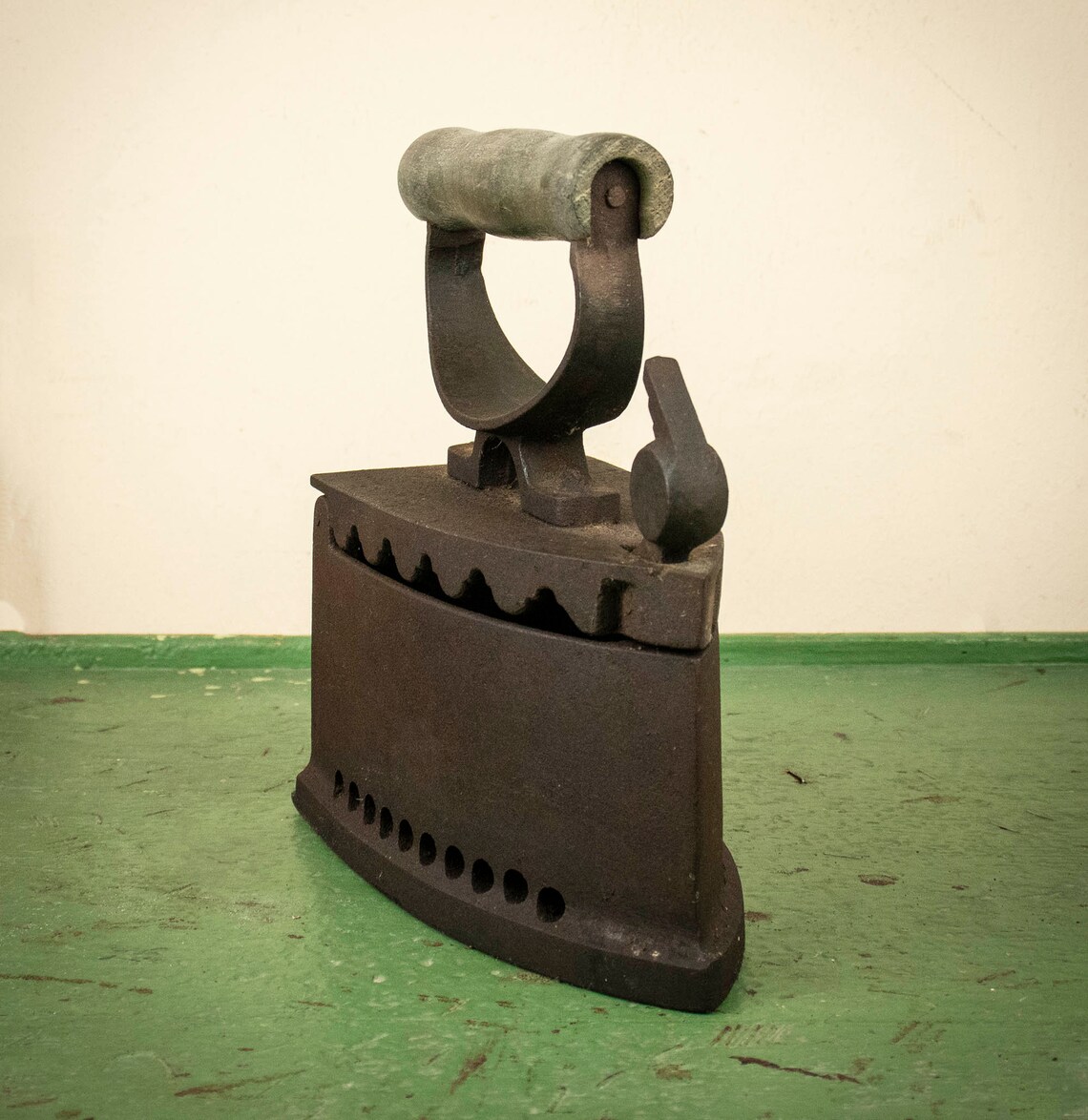 Vintage Charcoal Iron 1910s-1920s Heavy Charcoal Iron - Etsy