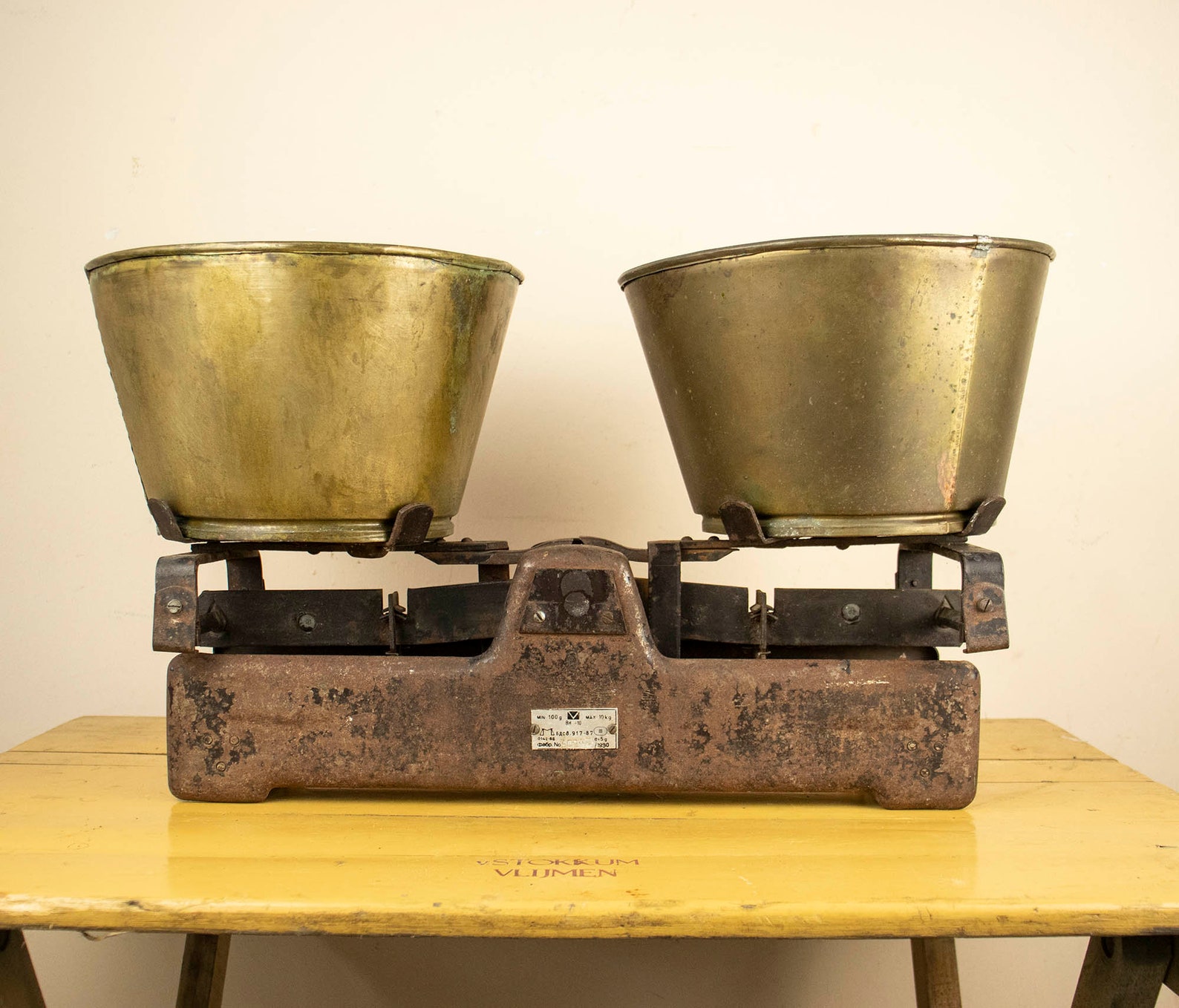 Vintage Market Scale Cast Iron Groceries Scale With Brass - Etsy