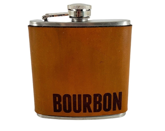 Leg Flask Holder in Leather - Etsy